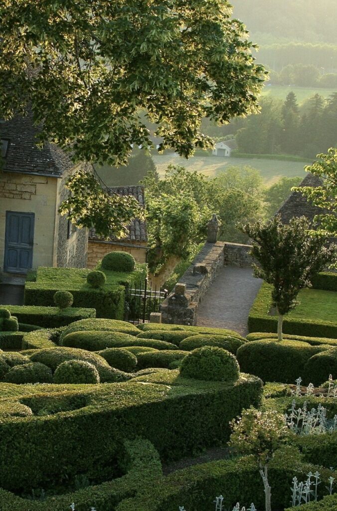 Unique Travel Experiences in France | MFCH Travel