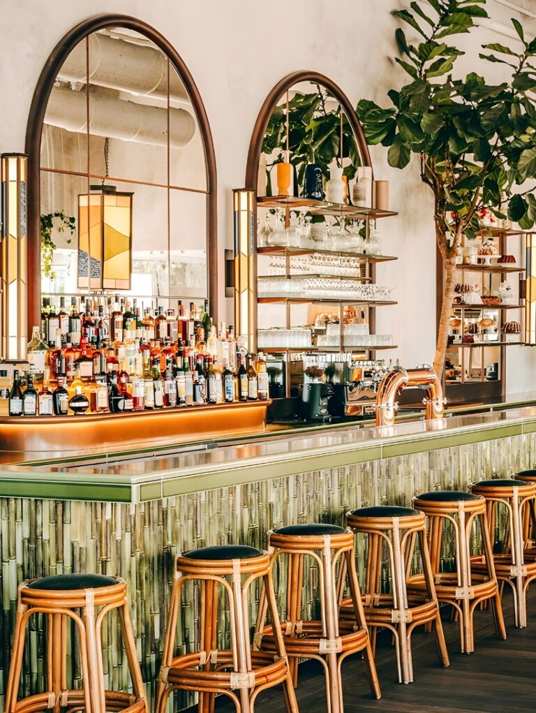 Top 10 Rooftop Restaurants in Paris