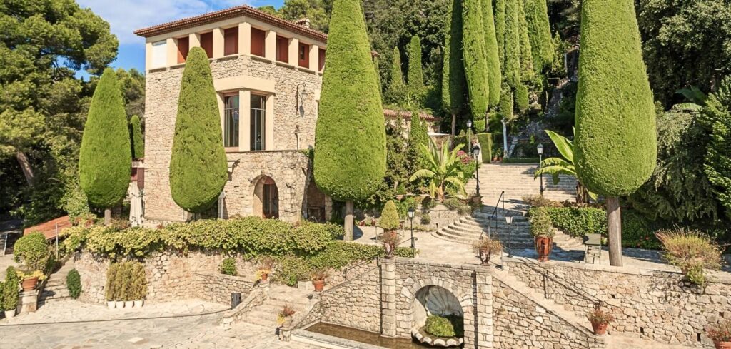 Iconic Villas to Visit on the French Riviera