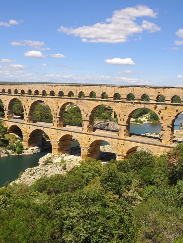 Le Gard Travel Guide: Where to Stay, Eat, and Explore